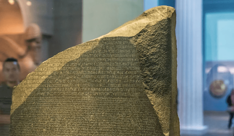 Historical Artifacts the British Empire Stole and Displayed in Its ...